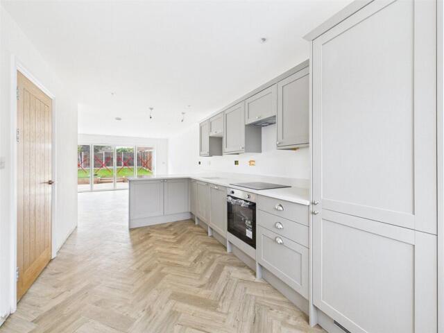 House 4 Bedroom For Sale Rochester Medway 600000 ES99808728