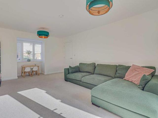 House 4 Bedroom For Sale Rochford Essex 550000 ELS99236976