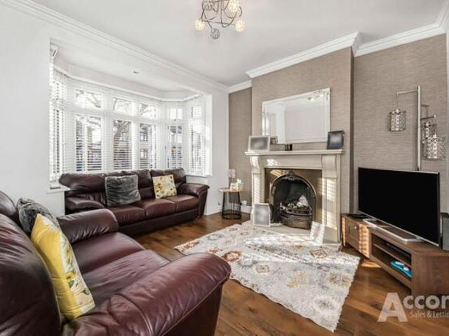 House 4 Bedroom For Sale Romford Greater London 550000 ES101675290