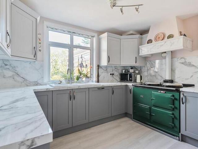 House 4 Bedroom For Sale Romsey Hampshire 800000 ELS101059757