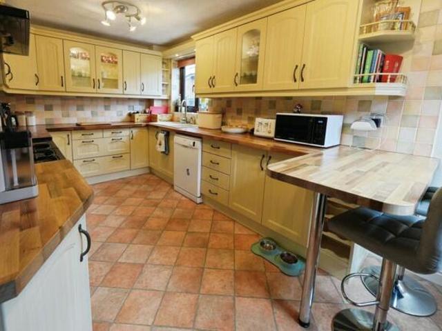 House 4 Bedroom For Sale Redditch Worcestershire 500000 ELS99808635