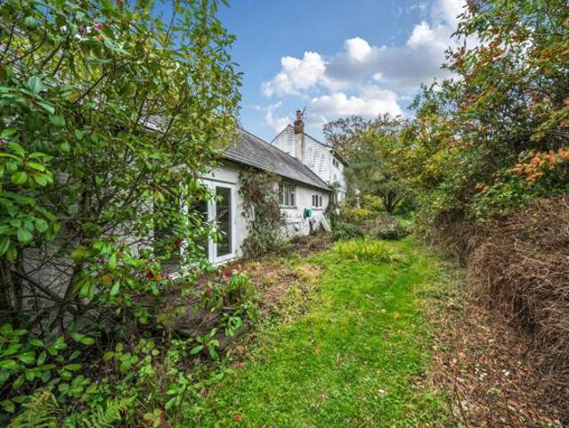 House 4 Bedroom For Sale Redhill Surrey 750000 ELS98766059