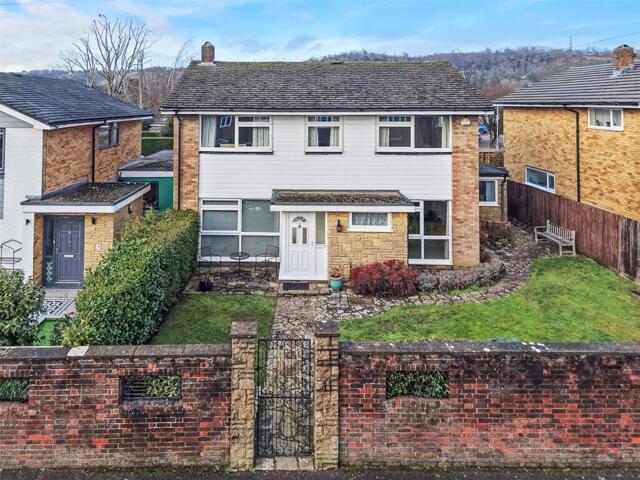 House 4 Bedroom For Sale Reigate Surrey 875000 ES98903489