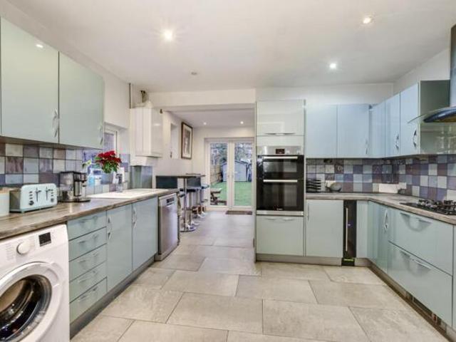 House 4 Bedroom For Sale Rickmansworth Hertfordshire 680000 ELS99054730