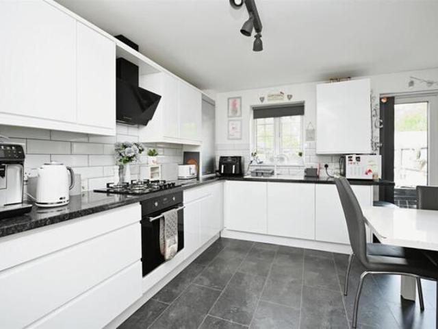 House 4 Bedroom For Sale Rugby Warwickshire 315000 ELS99161471