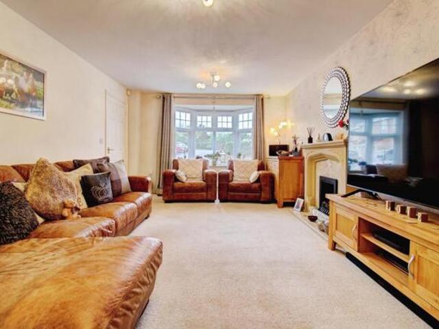 House 4 Bedroom For Sale Rugeley Staffordshire 395000 ES101677008