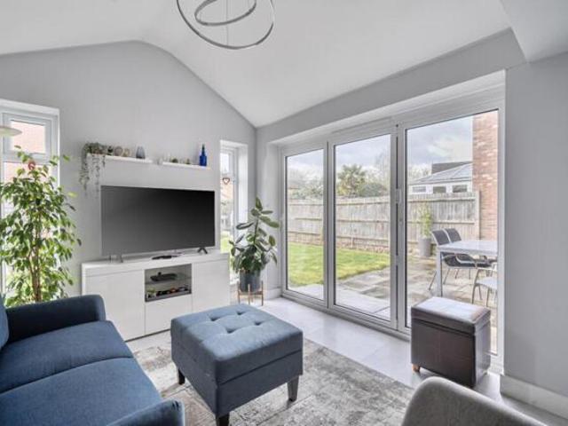 House 4 Bedroom For Sale Wokingham Berkshire 625000 ES101100192