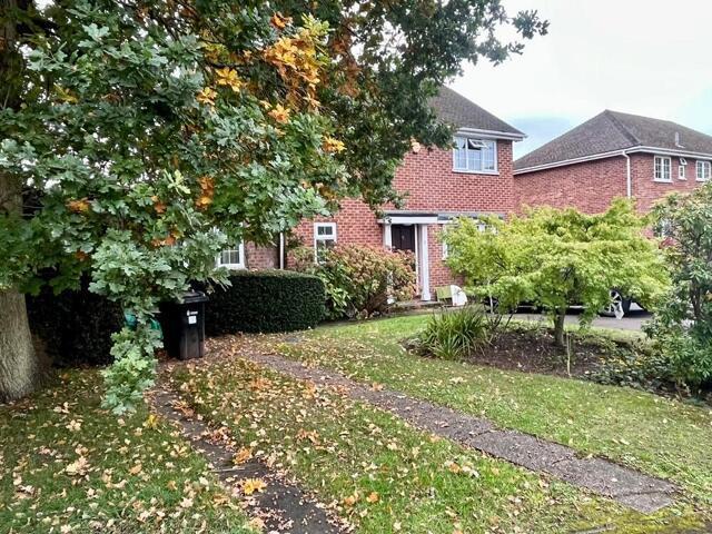 House 4 Bedroom For Sale Wokingham Berkshire 800000 ELS100132357