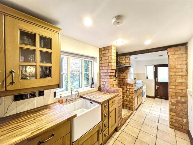 House 4 Bedroom For Sale Wollaston Wollaston 450000 ELS98864451