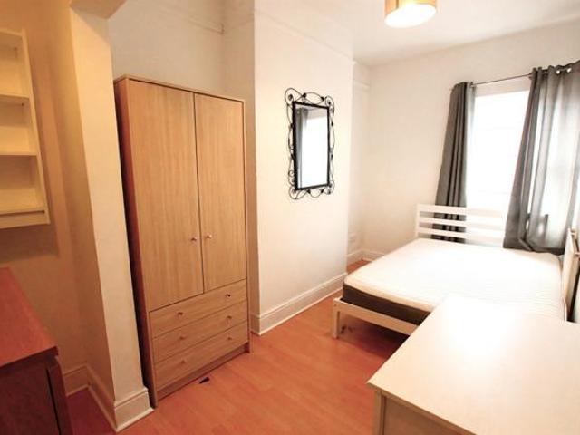 House 4 Bedroom For Sale Worcester Worcestershire 255000 ELS99092735