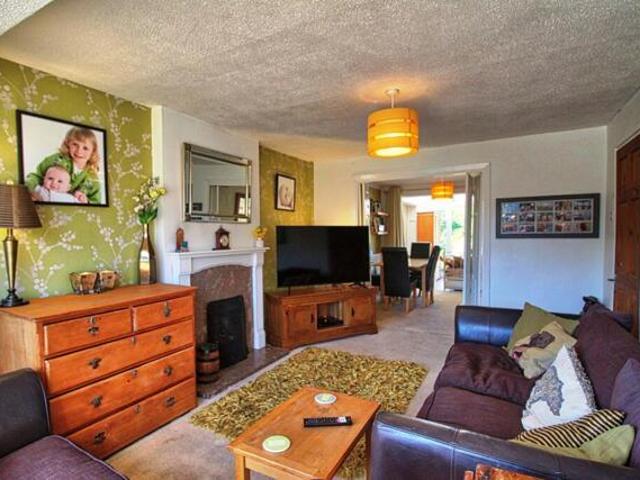 House 4 Bedroom For Sale Worcester Worcestershire 400000 ELS99277742