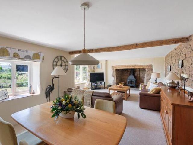House 4 Bedroom For Sale Worcester Worcestershire 750000 ES101677576