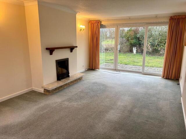 House 4 Bedroom For Sale Worlington Worlington 450000 ES100426647