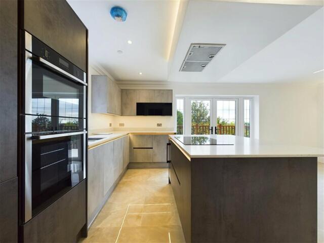 House 4 Bedroom For Sale Worthing West Sussex 825000 ES87421509