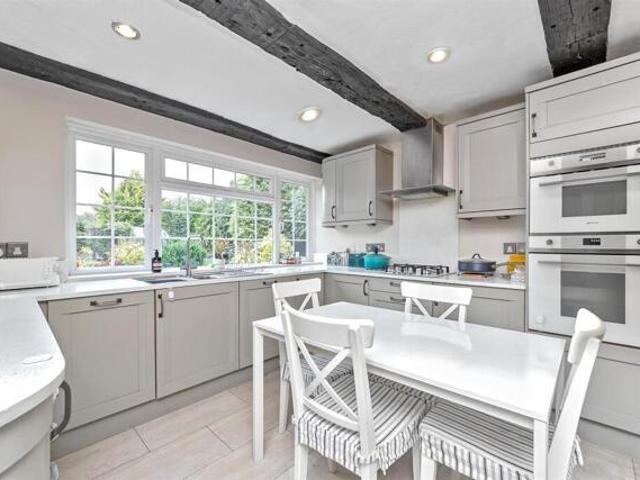 House 4 Bedroom For Sale Watford Hertfordshire 1095000 ES98119205