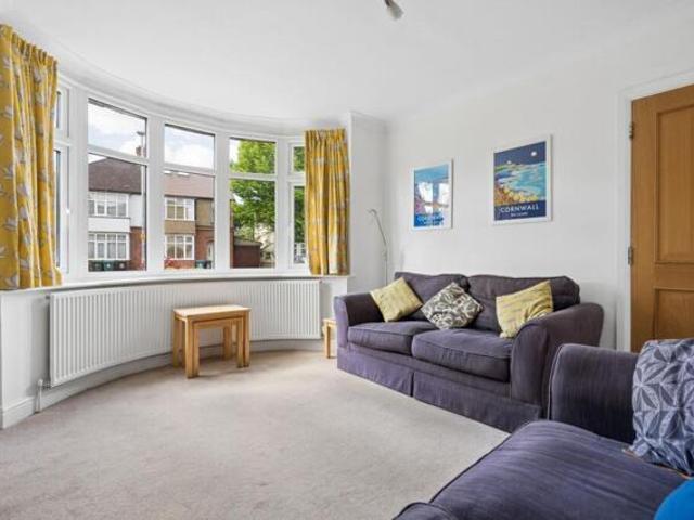House 4 Bedroom For Sale Watford Hertfordshire 625000 ES102023848