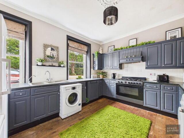 House 4 Bedroom For Sale Watford Hertfordshire 700000 ELS99315325