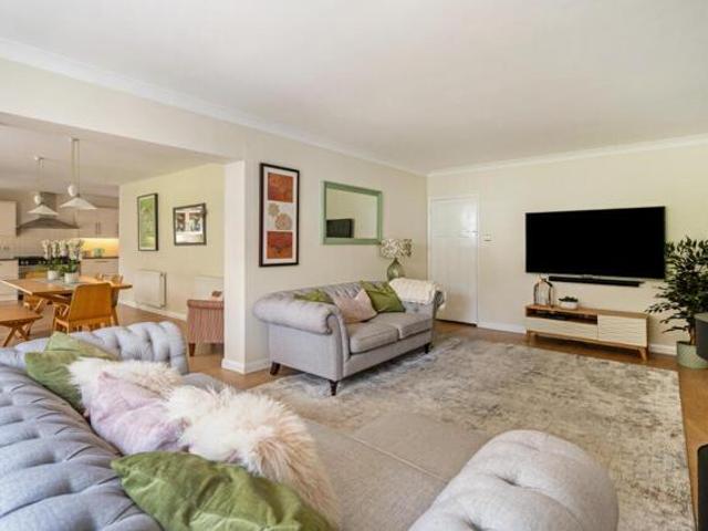 House 4 Bedroom For Sale Wadhurst East Sussex 900000 ELS99029068