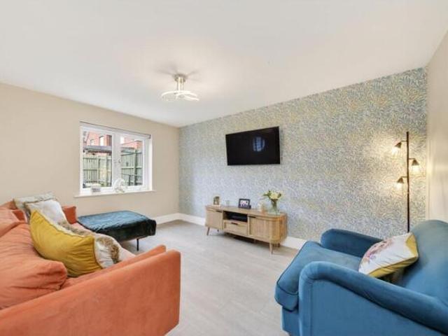 House 4 Bedroom For Sale Wakefield Wakefield 465000 ELS100096598