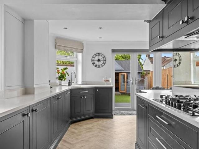 House 4 Bedroom For Sale Waltham Abbey Essex 600000 ELS99237037