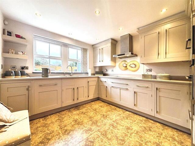 House 4 Bedroom For Sale Warwick Warwickshire 650000 ELS99029626