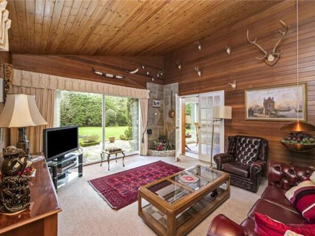 House 4 Bedroom For Sale Weybridge Surrey 1350000 ELS100398174