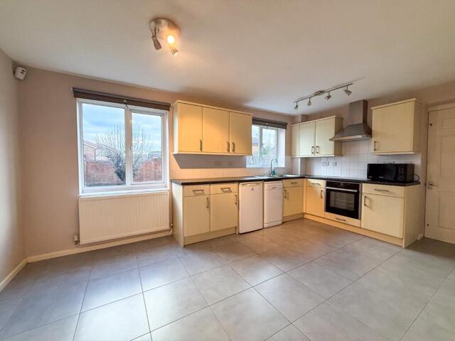 House 4 Bedroom For Sale Wellingborough Northamptonshire 329000 ES98969181
