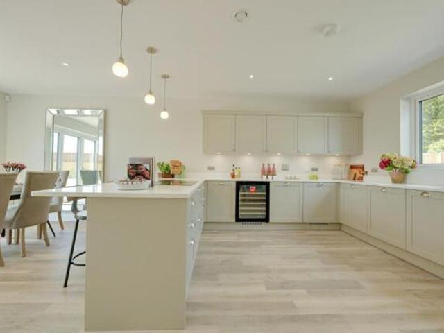 House 4 Bedroom For Sale West Sussex West Sussex 1150000 ELS101675069