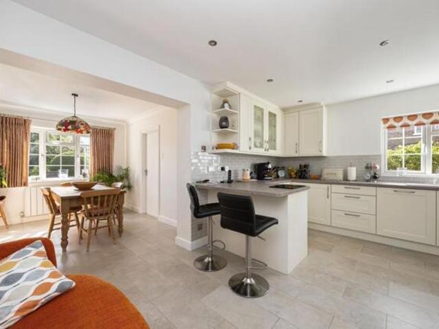 House 4 Bedroom For Sale West Sussex West Sussex 900000 ES101678113