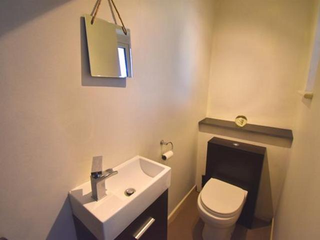House 4 Bedroom For Sale Whaley Bridge Derbyshire 475000 ELS99523513