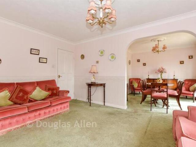 House 4 Bedroom For Sale Wickford Essex 525000 ES100541189