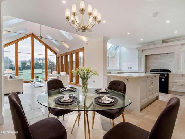 House 4 Bedroom For Sale Wing Buckinghamshire 800000 ES98545669