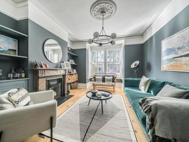 House 4 Bedroom For Sale Windsor Windsor And Maidenhead 1095000 ES98834626
