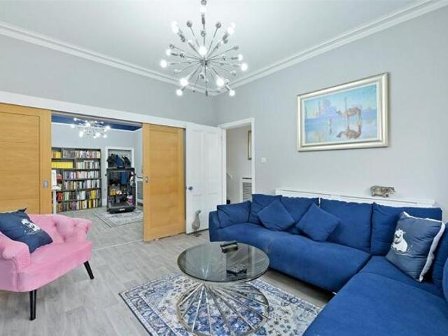 House 4 Bedroom For Sale Windsor Windsor And Maidenhead 1200000 ELS99290331