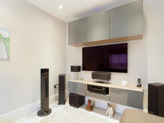 House 4 Bedroom For Sale Windsor Windsor And Maidenhead 1250000 ELS98801103