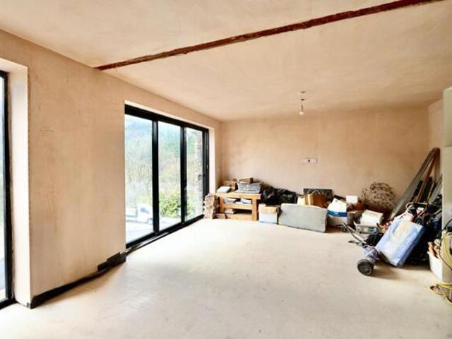 House 4 Bedroom For Sale Wye Caerphilly 310000 ES98834433