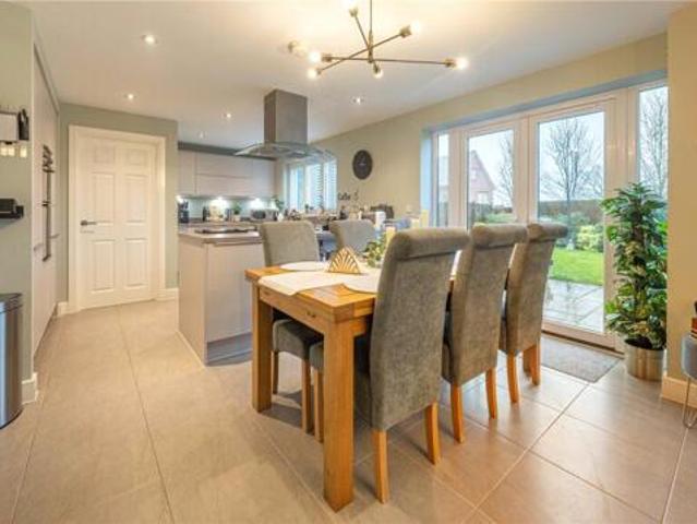 House 4 Bedroom For Sale Tamworth Staffordshire 450000 ELS99029240