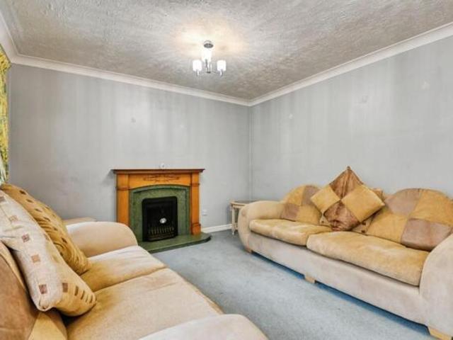 House 4 Bedroom For Sale Tamworth Staffordshire 375000 ES100541159
