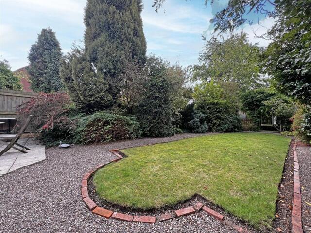 House 4 Bedroom For Sale Telford Telford And Wrekin 450000 ELS98903469