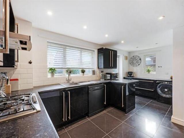 House 4 Bedroom For Sale Telford Shropshire 350000 ES101060010