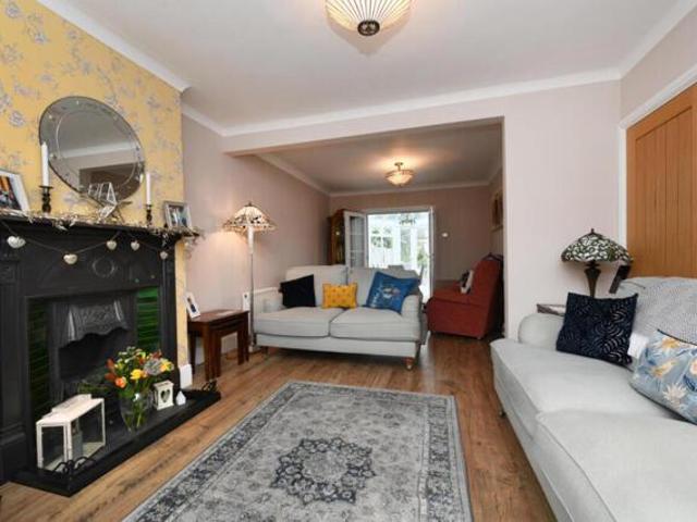 House 4 Bedroom For Sale Thurrockc Great London 750000 ELS100786819