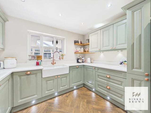 House 4 Bedroom For Sale Thurrockc Thurrock 750000 ELS101678821