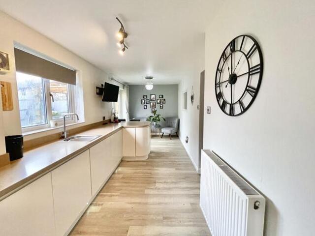 House 4 Bedroom For Sale The Vale Of Glamorgan The Vale Of Glamorgan 415000 ELS99380751