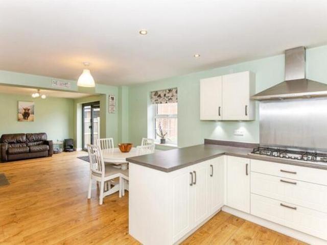 House 4 Bedroom For Sale Thrapston Northamptonshire 475000 ELS101316204