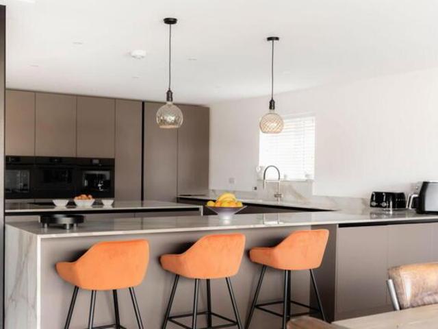 House 4 Bedroom For Sale Tring Hertfordshire 1250000 ELS101352016
