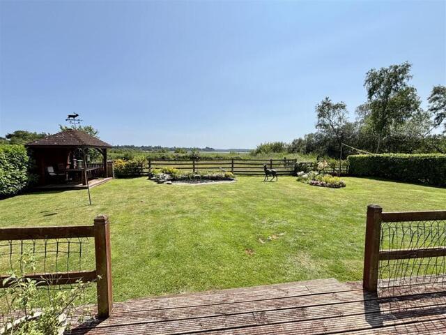 House 4 Bedroom For Sale Upton Cheshire 1100000 ELS98969042