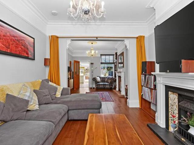 House 4 Bedroom For Sale York York 475000 ES101676580