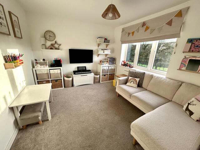 House 4 Bedroom For Sale Yeovil Somerset 400000 ES98864574