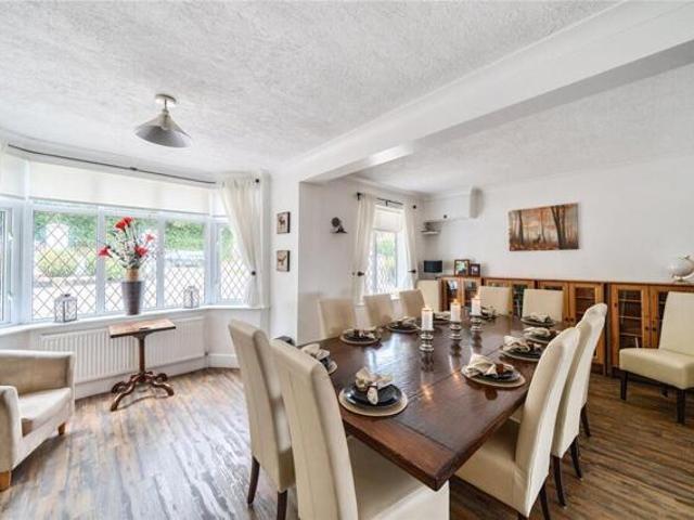 House 4 Bedroom For Sale Yeovil Somerset 595000 ES99608422