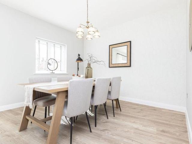 House 4 Bedroom For Sale Yeovil Somerset 520000 ES98800894